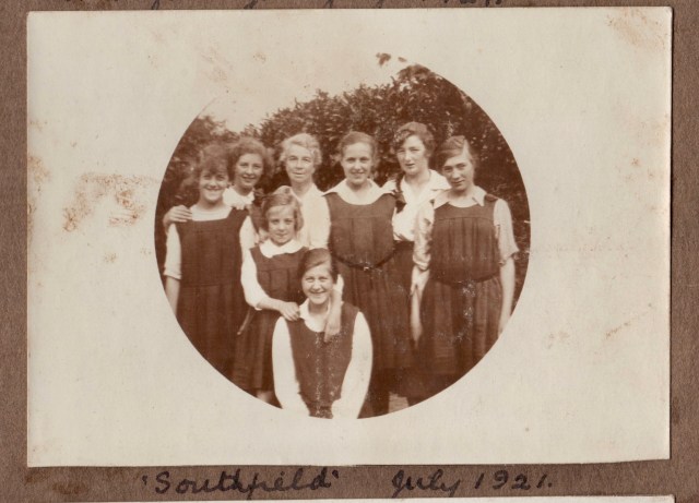 Did you wear a school uniform? – Sticklepath a Village and its People